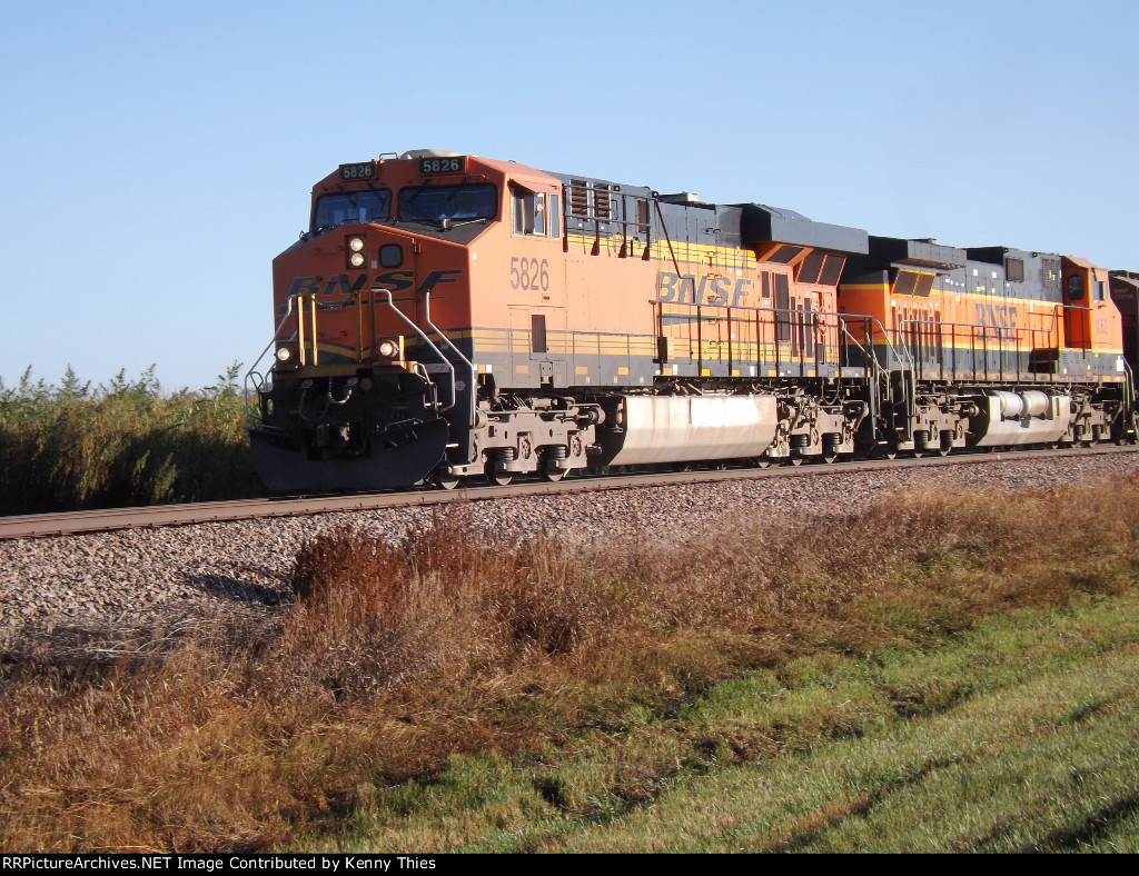 BNSF 5628